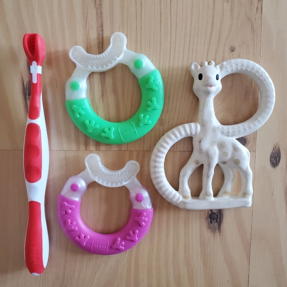 MAM | Other | Mam Set Of Baby Teethers And Sophie Giraffe Teether ...